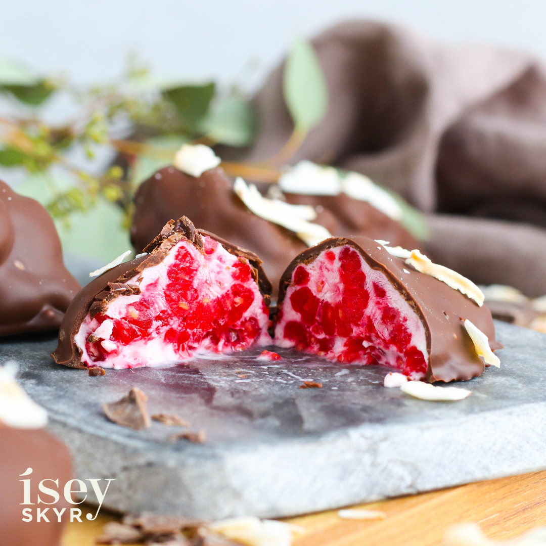 Raspberry Skyr Clusters